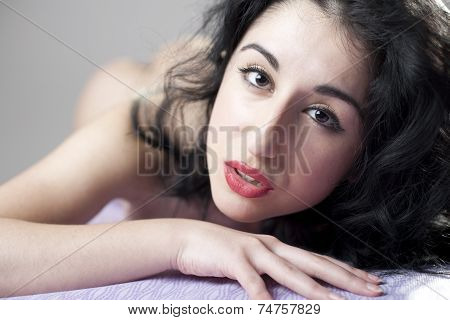 Portrait Naked 图片和照片免费试用 Bigstock