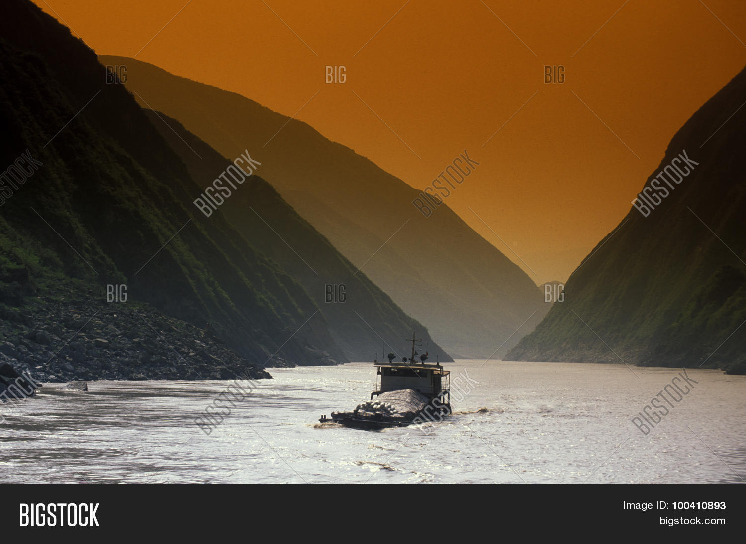 Asia China Yangzi Image & Photo (Free Trial) | Bigstock