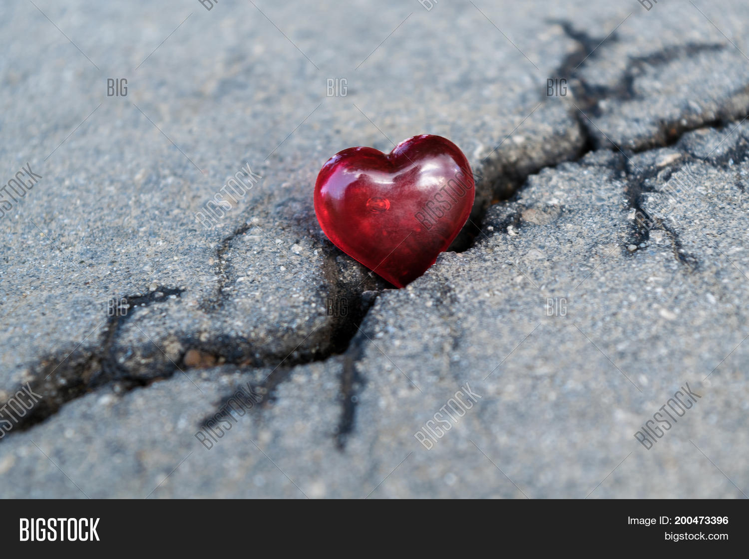 Imagen y foto Many Cracks On (prueba gratis) | Bigstock