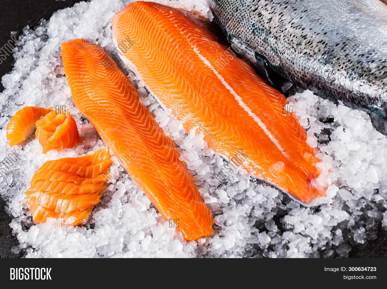Raw Salmon Fish On Ice Image & Photo (Free Trial) | Bigstock