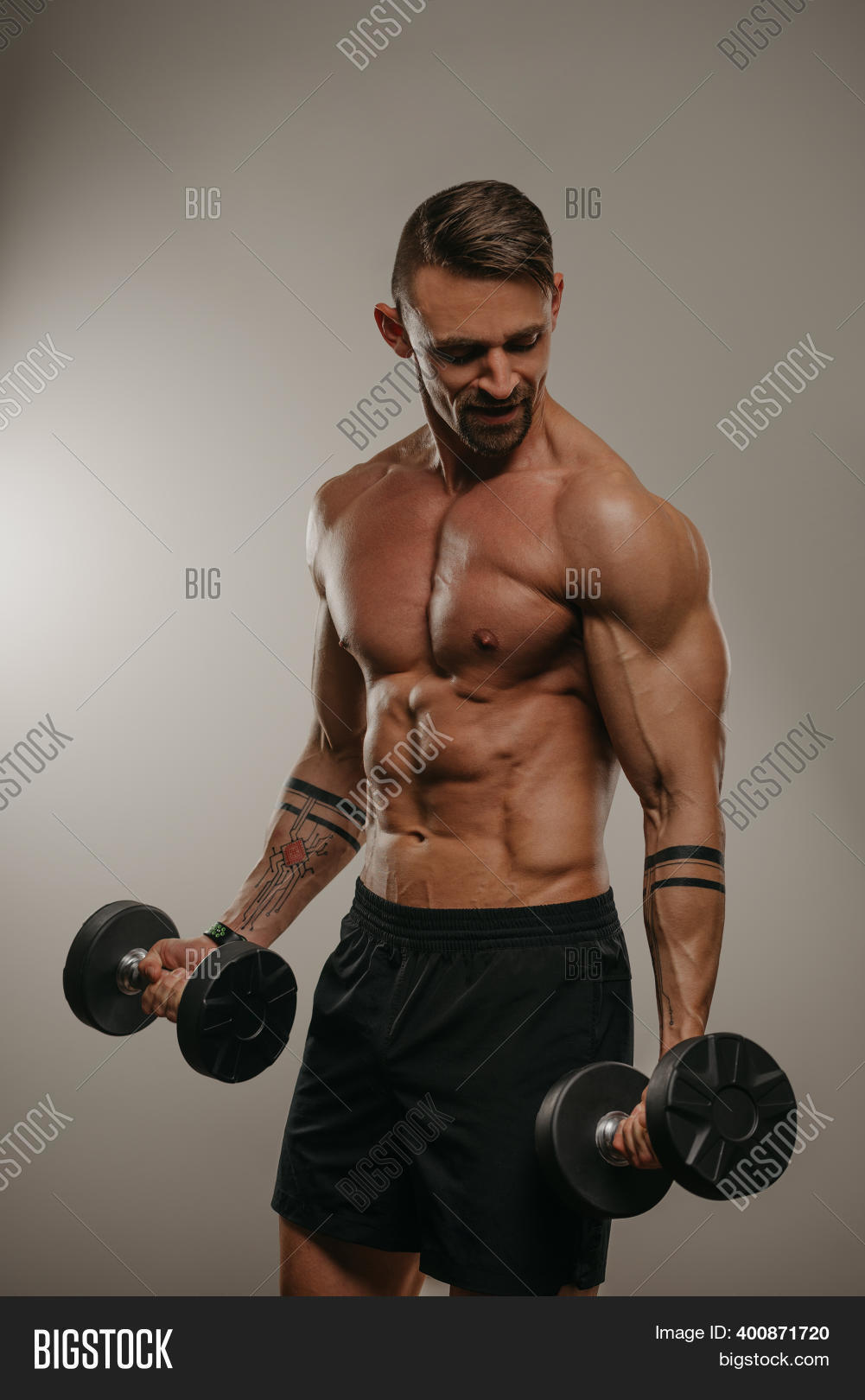 Muscular Man Beard Image & Photo (Free Trial) | Bigstock
