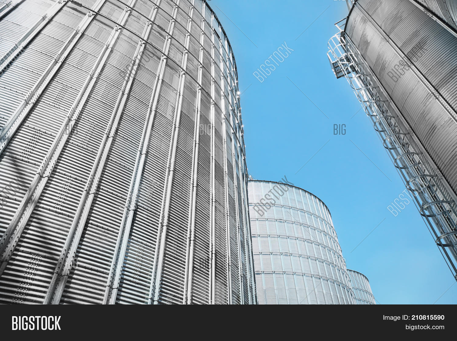 Modern Grain Elevator Image & Photo (Free Trial) | Bigstock