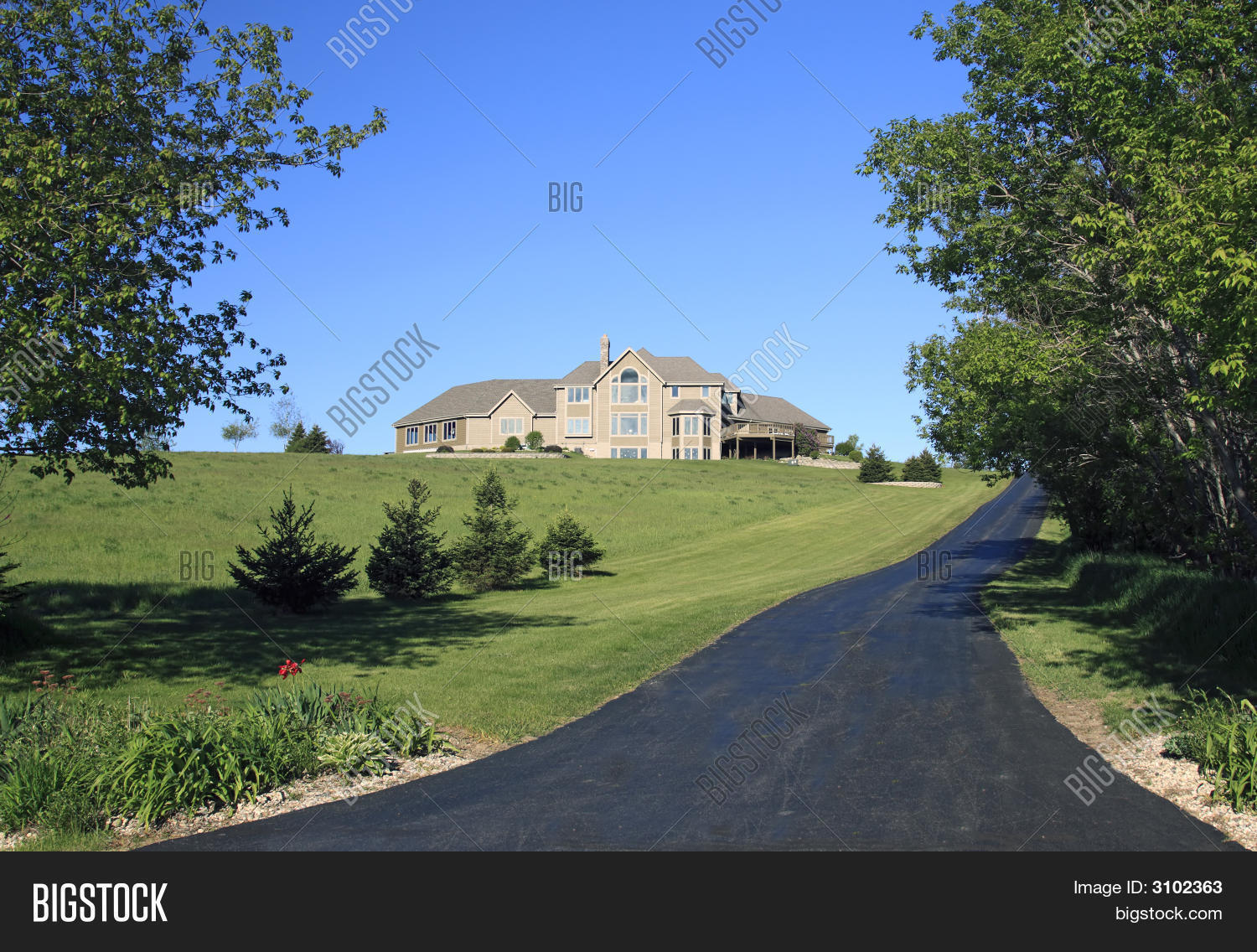 Rural Estate Homestead Image & Photo (Free Trial) | Bigstock