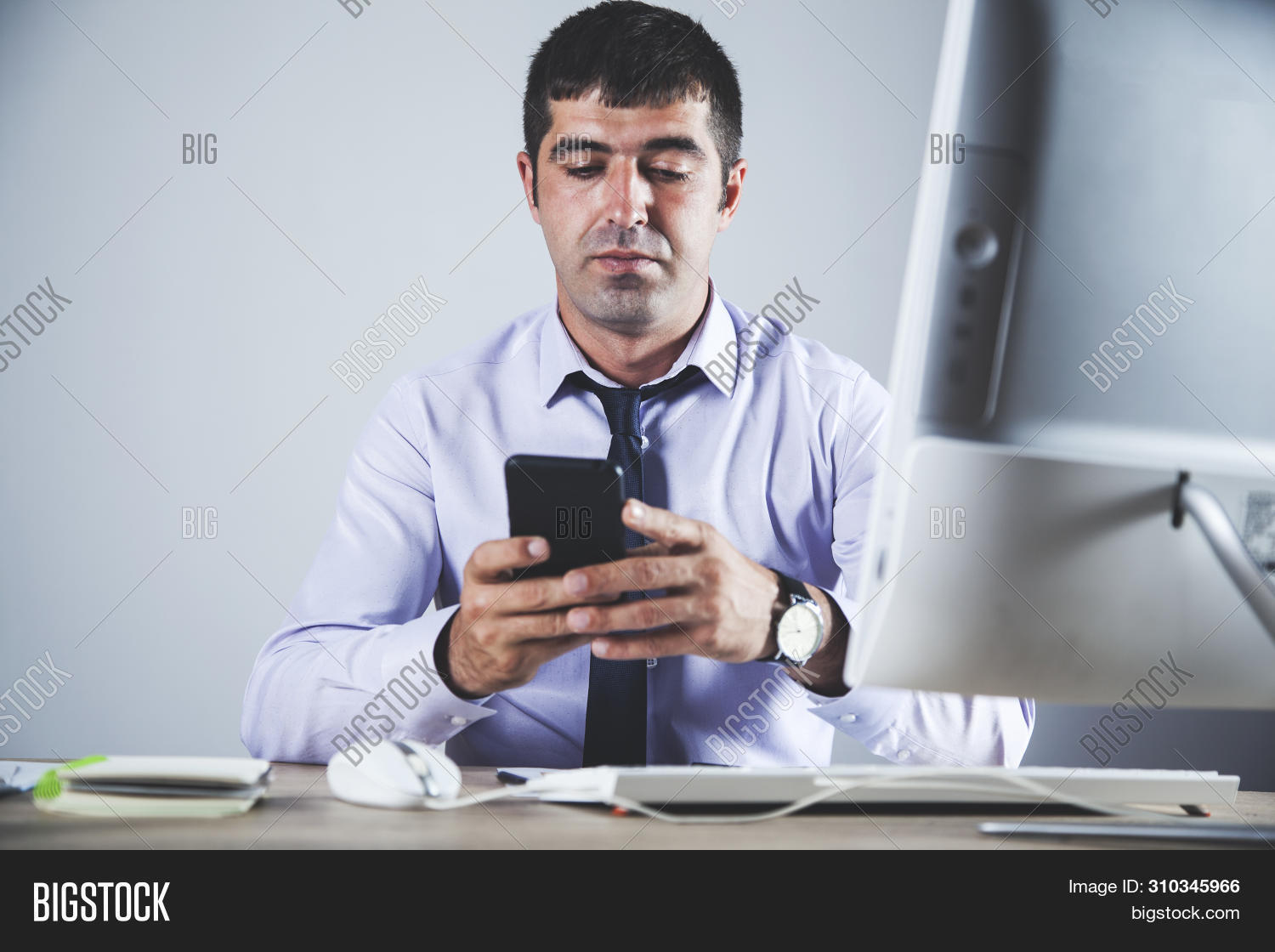 Man Hand Phone On Image & Photo (Free Trial) | Bigstock