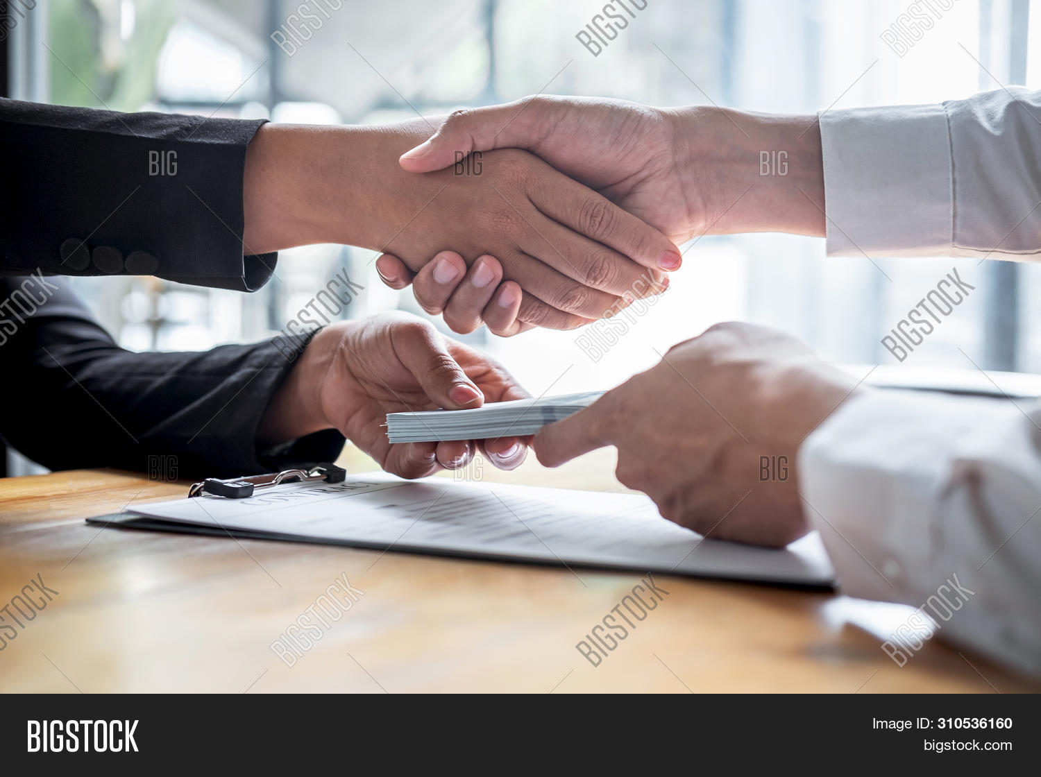 Dishonest Cheating Image & Photo (Free Trial) | Bigstock