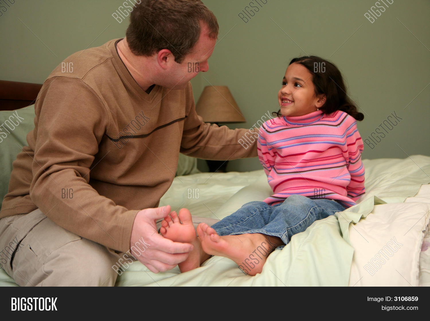 Dad Daughter Image And Photo Free Trial Bigstock