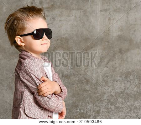 Little Dandy Boy Light Image & Photo (Free Trial) | Bigstock