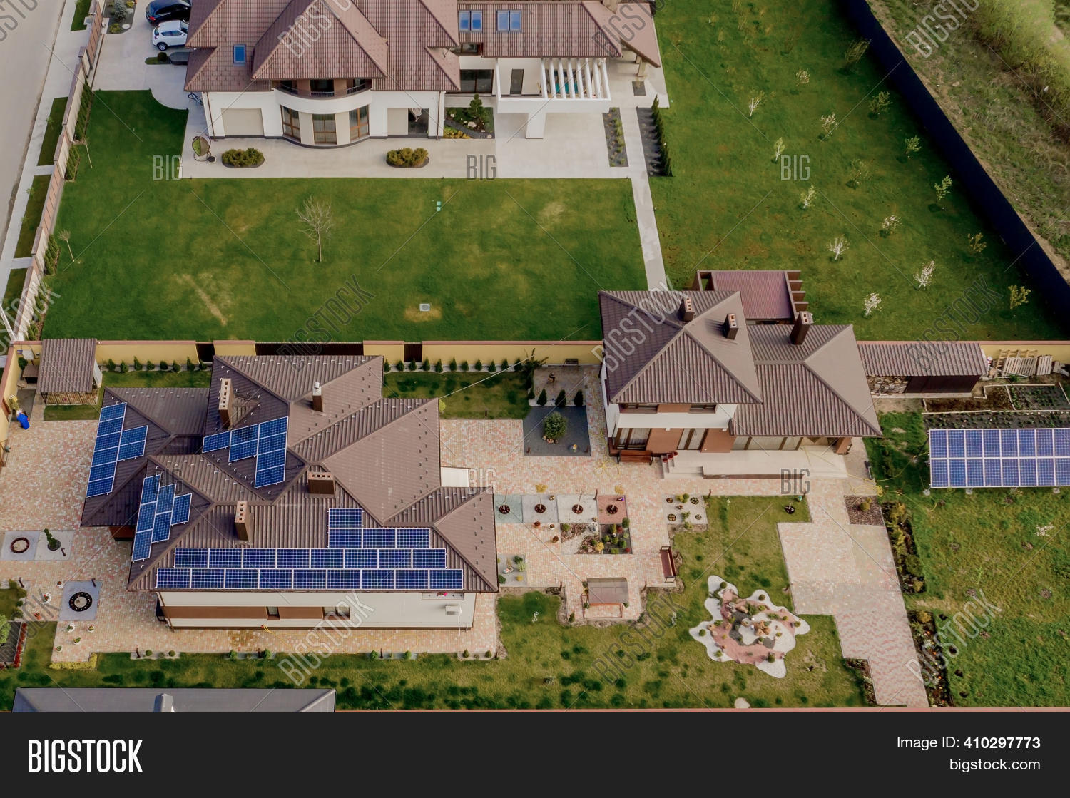 Aerial Top View House Image & Photo (Free Trial) | Bigstock