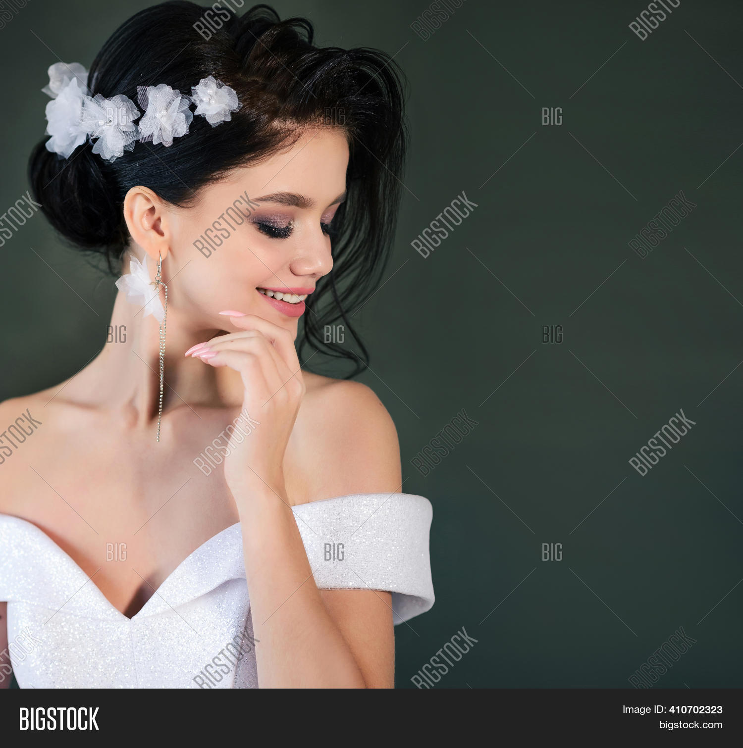 Smiling Bride Wedding Image & Photo (Free Trial) | Bigstock