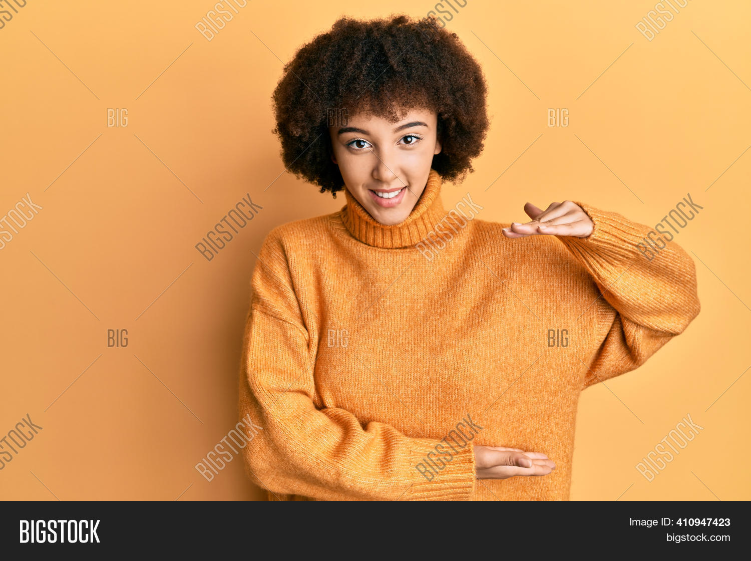 Young Hispanic Girl Image & Photo (Free Trial) | Bigstock