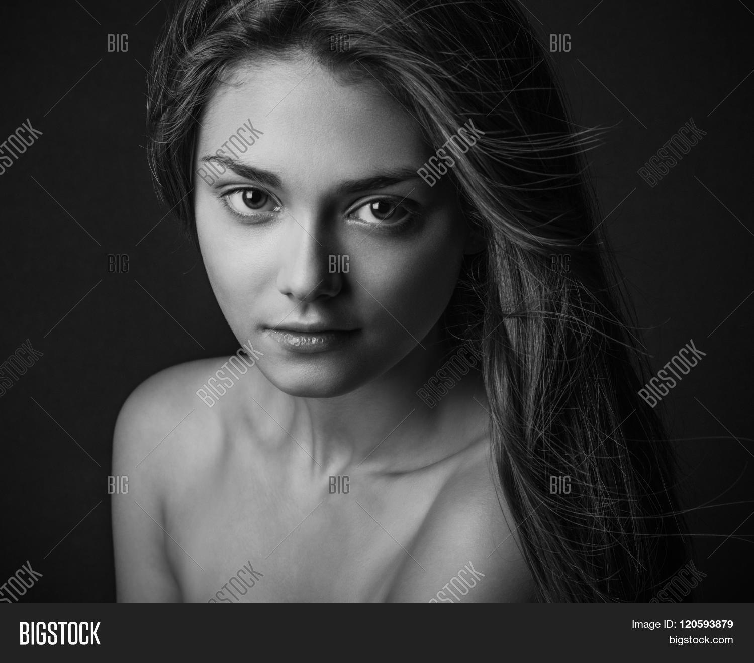 Dramatic Portrait Girl Image & Photo (Free Trial) | Bigstock