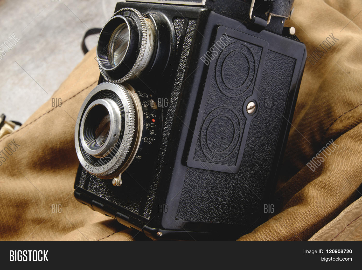 Old Vintage Camera Image & Photo (Free Trial) | Bigstock