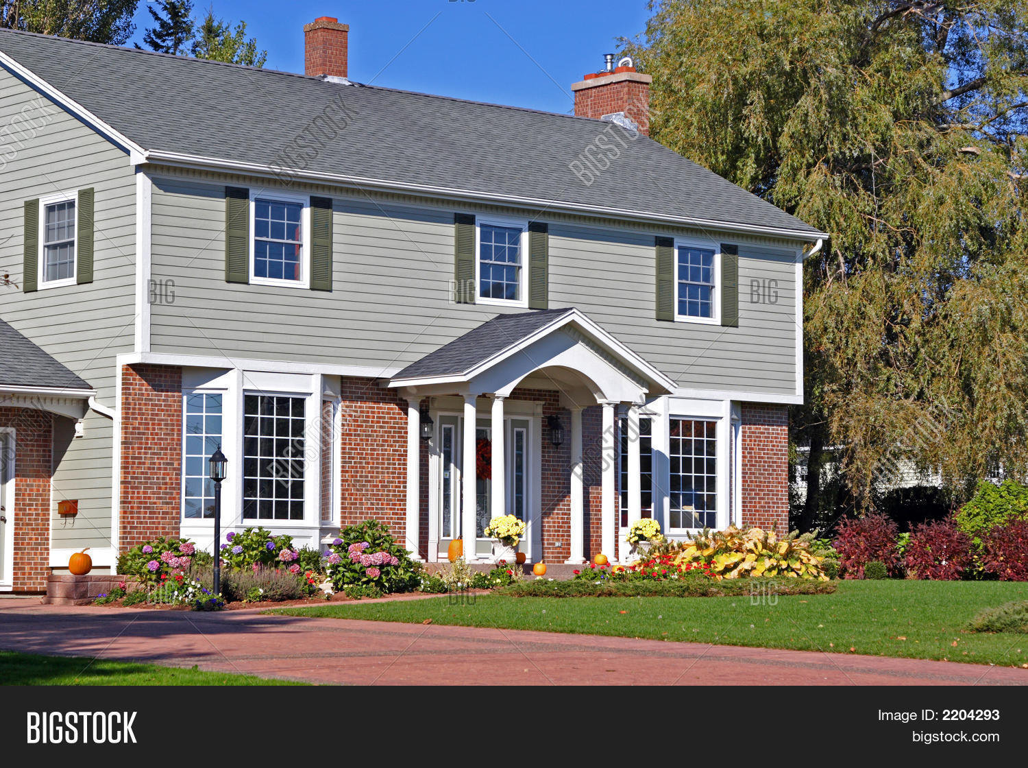 Suburban Home Image & Photo (Free Trial) | Bigstock