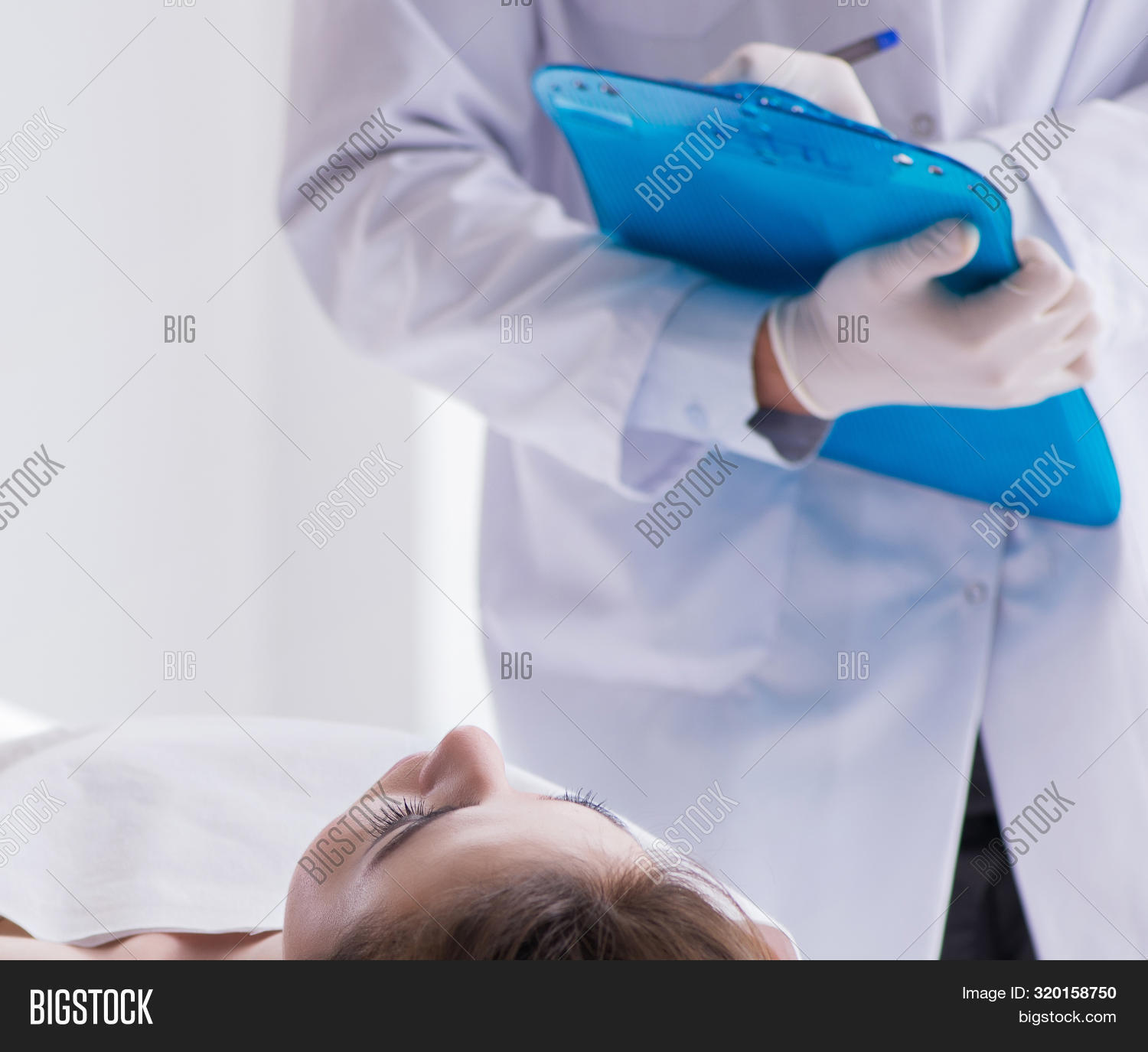 Police Coroner Image & Photo (Free Trial) | Bigstock