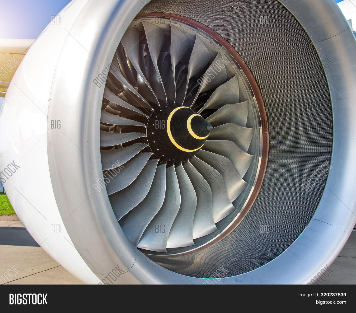 Close Engine Turbofan Image & Photo (Free Trial) | Bigstock