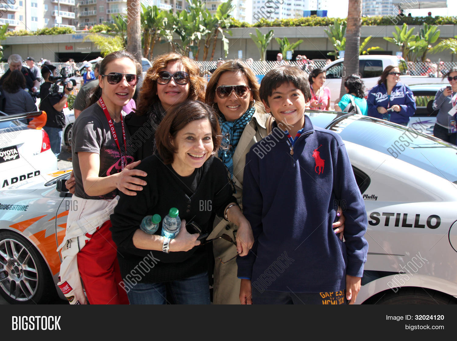 LOS ANGELES - APR 14: Image & Photo (Free Trial) | Bigstock