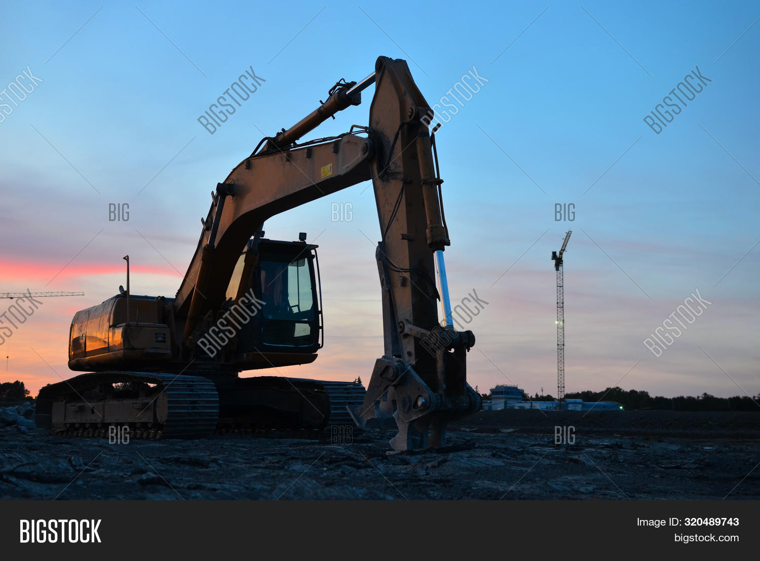 Large Tracked Image & Photo (Free Trial) | Bigstock