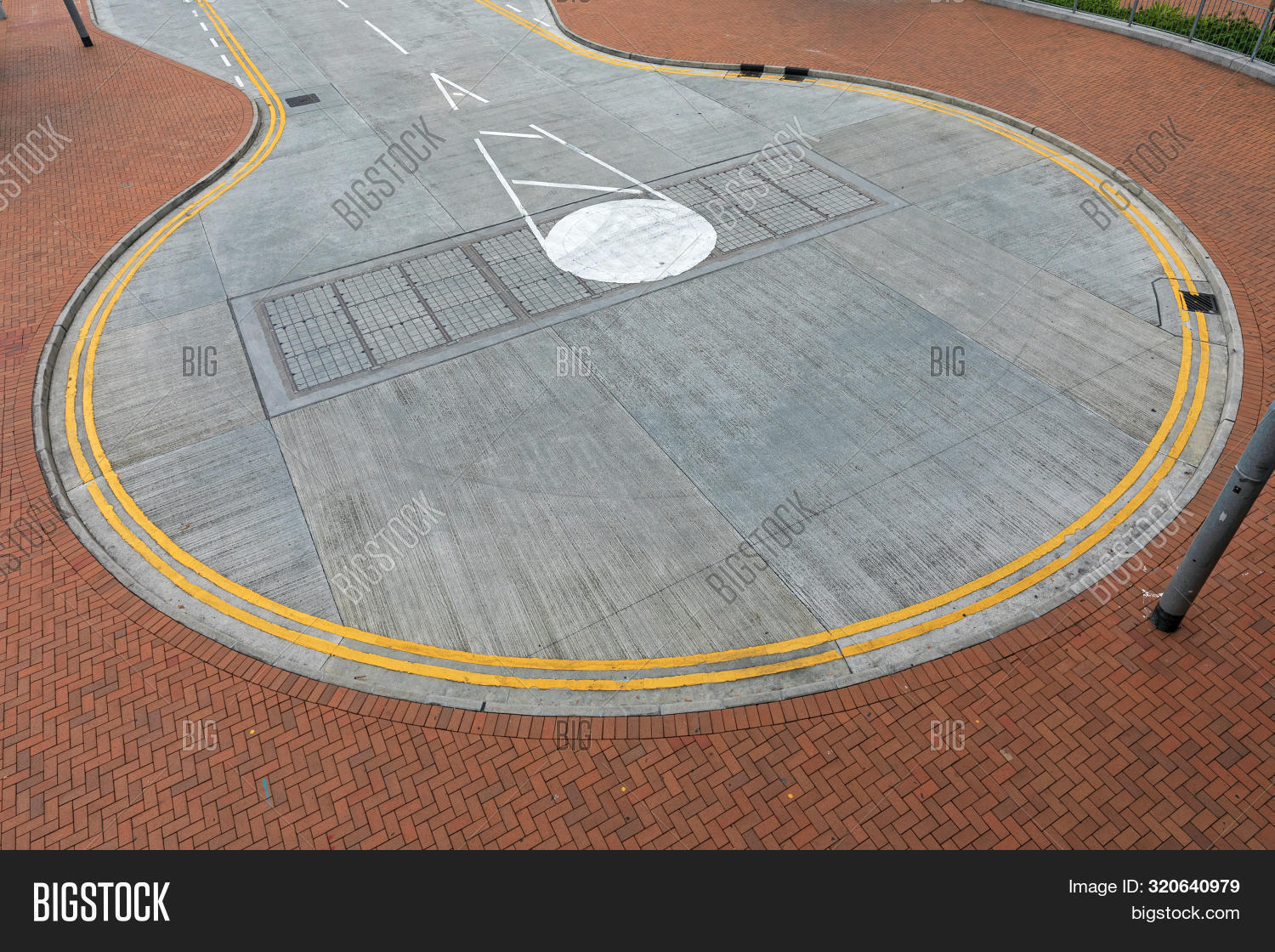 Turnaround Buses Image & Photo (Free Trial) | Bigstock