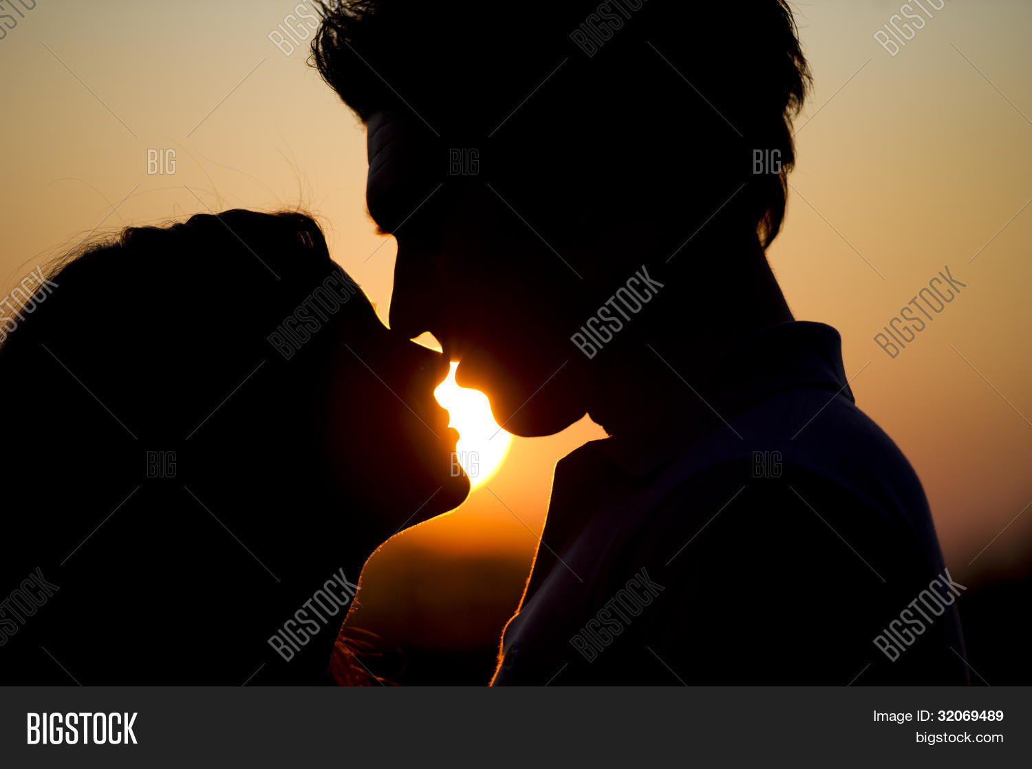 Close- Romantic Couple Image & Photo (Free Trial) | Bigstock