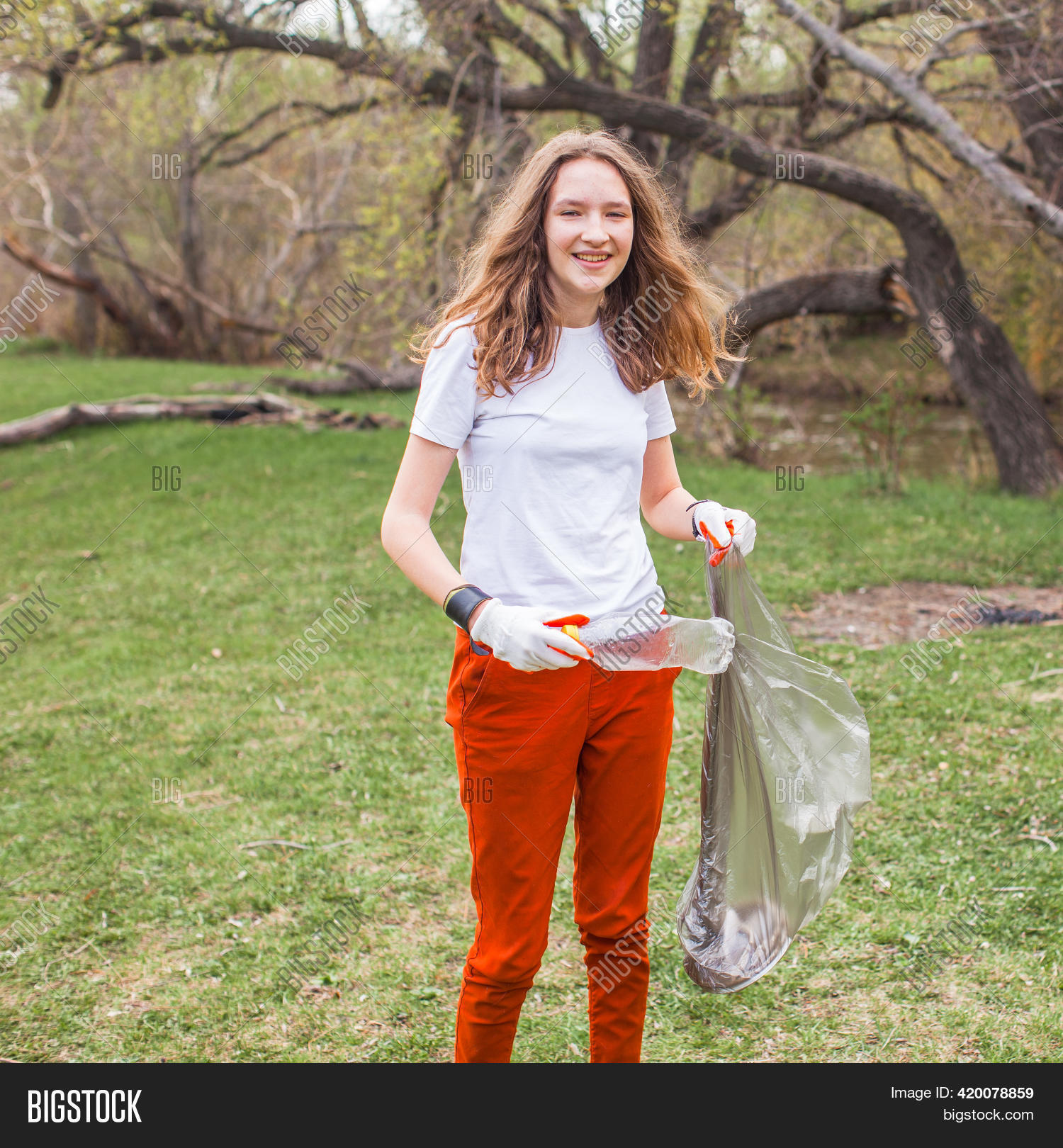 People Collect Garbage Image & Photo (Free Trial) | Bigstock