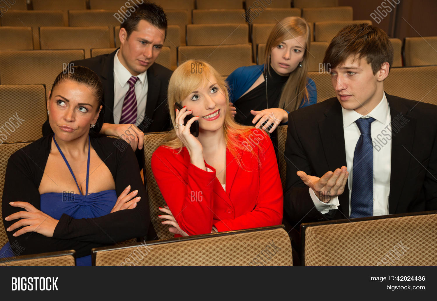 Woman Audience Image & Photo (Free Trial) | Bigstock