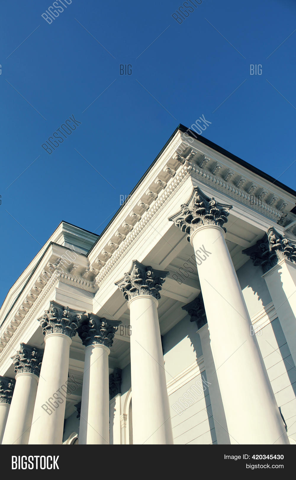 Roof Columns Palace Image & Photo (Free Trial) | Bigstock