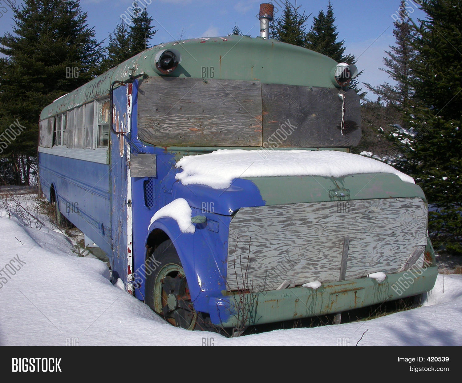 Dilapidated Bus Image & Photo (Free Trial) | Bigstock