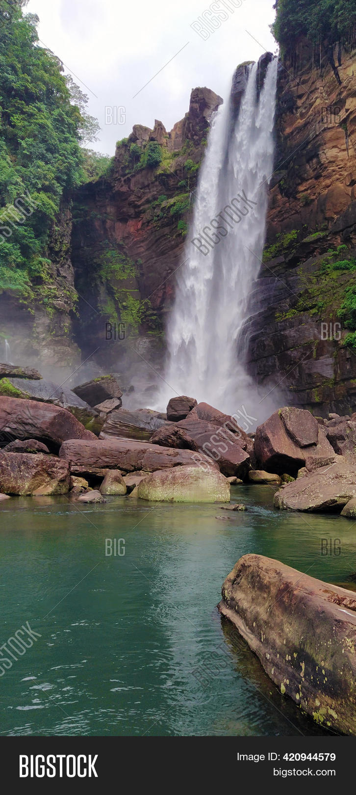 Laxapana Waterfalls Image & Photo (Free Trial) | Bigstock