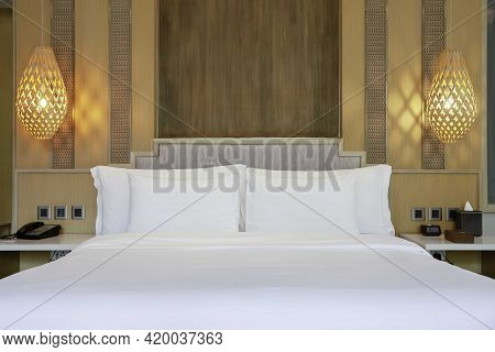 King Size Bed Room Image & Photo (Free Trial) | Bigstock