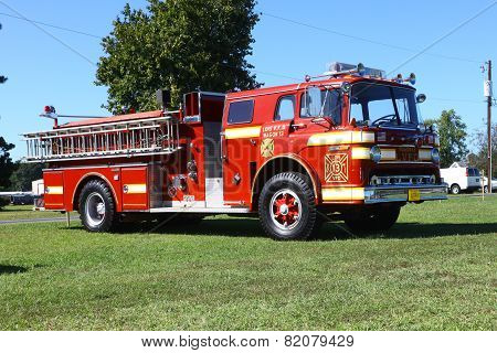 Antique Fire Truck Image & Photo (Free Trial) | Bigstock