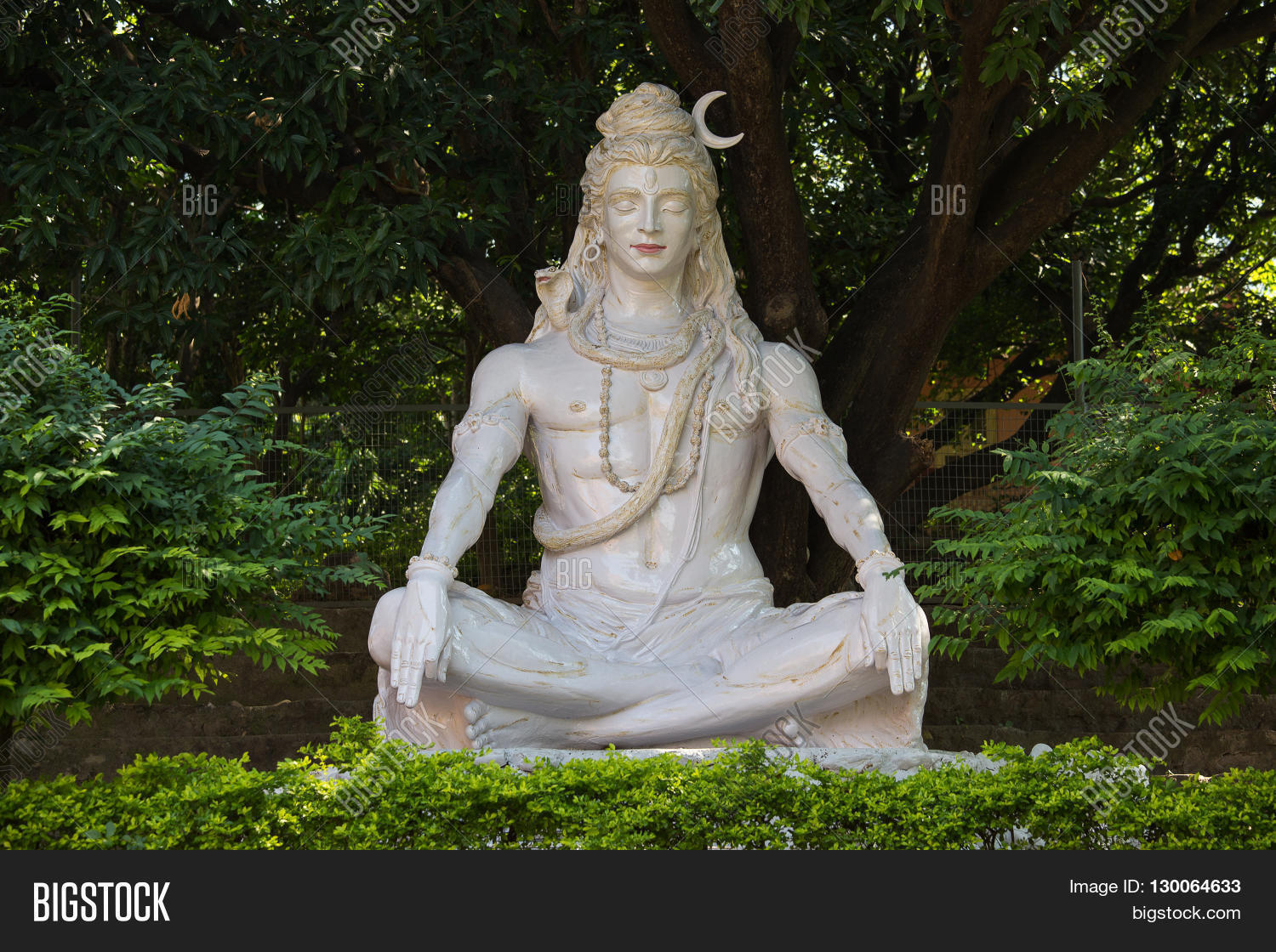 Shiva Statue Hindu Image & Photo (Free Trial) | Bigstock