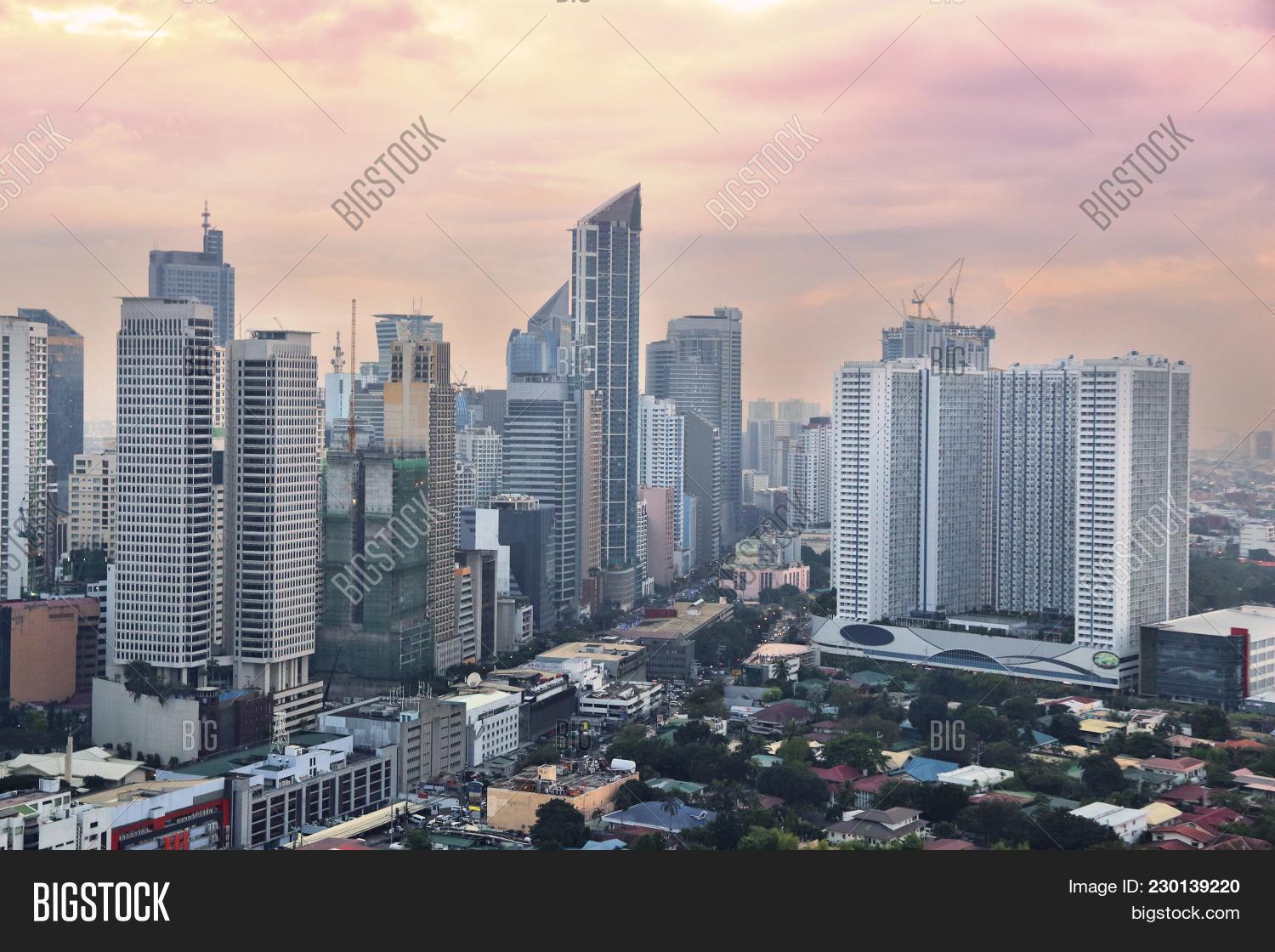 Metro Manila Skyline
