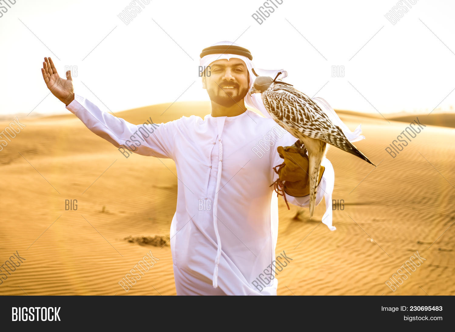 Arabic Man Traditional Image & Photo (Free Trial) | Bigstock