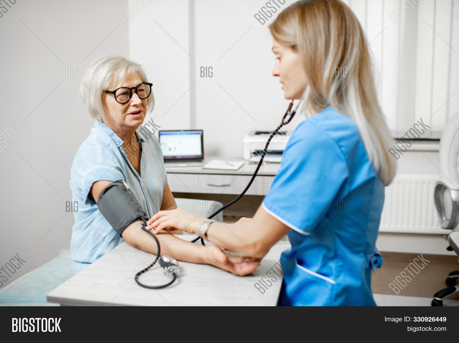 Nurse Measuring Blood Image & Photo (Free Trial) | Bigstock
