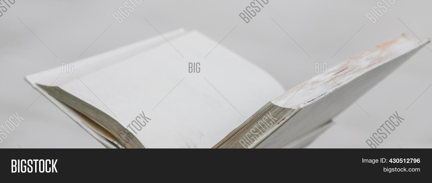 Blank White Open Book Image & Photo (Free Trial) | Bigstock