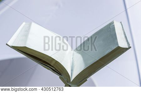 Blank White Open Book Image & Photo (Free Trial) | Bigstock