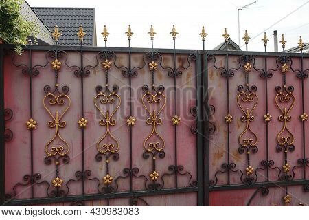 Red Metal Gate Forged Image & Photo (Free Trial) | Bigstock