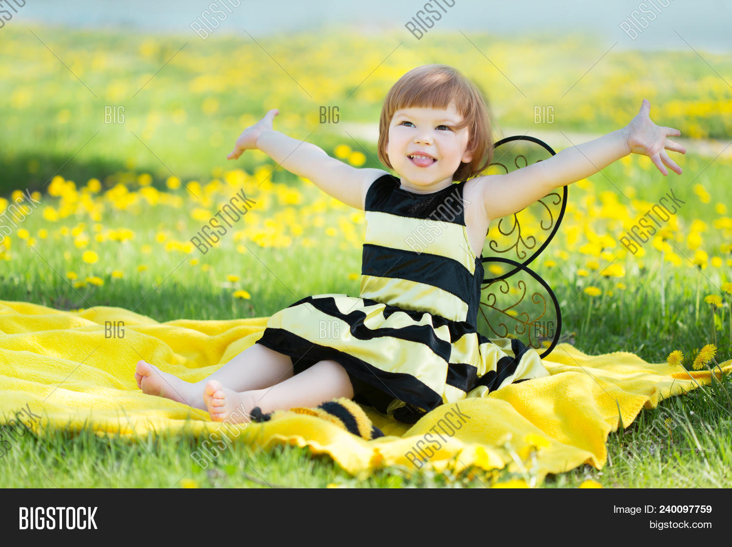 Happy Little Girl Bee Image & Photo (Free Trial) | Bigstock