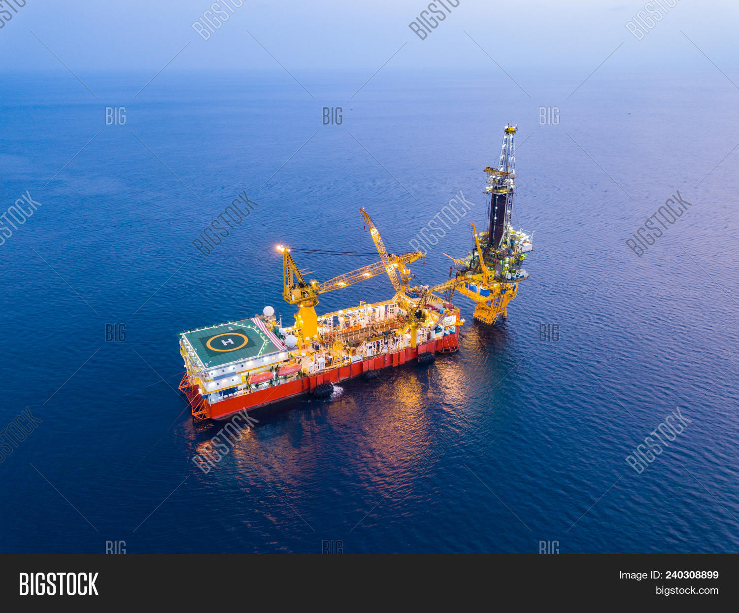 Aerial View Tender Image & Photo (Free Trial) | Bigstock