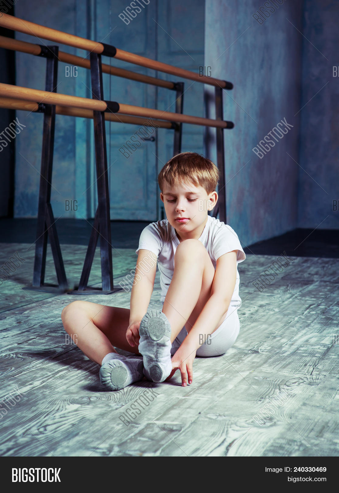 Boy Ballet Dancer Image & Photo (Free Trial) | Bigstock