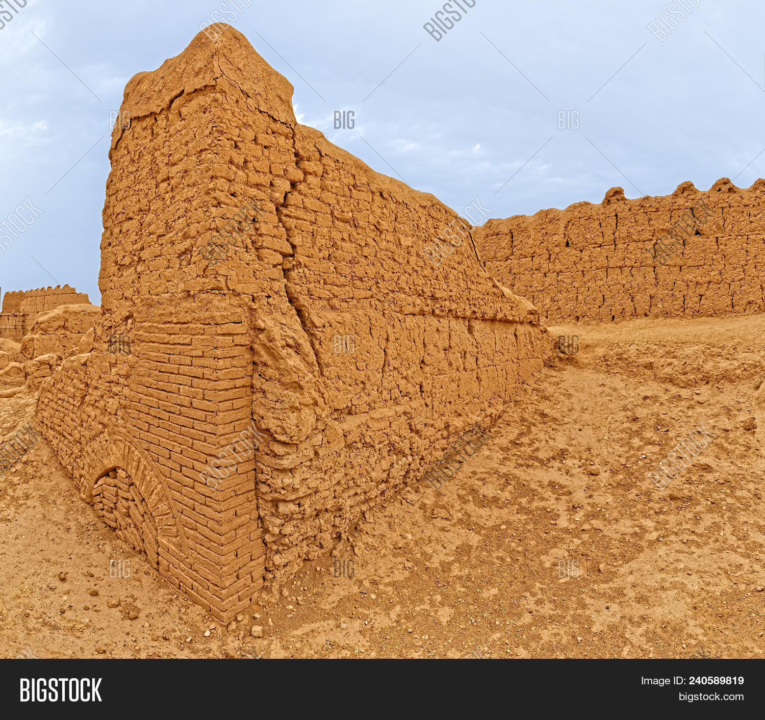 Meybod, Iran - May 6, Image & Photo (Free Trial) | Bigstock
