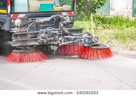 Street Sweeper Vehicle Image & Photo (Free Trial) | Bigstock