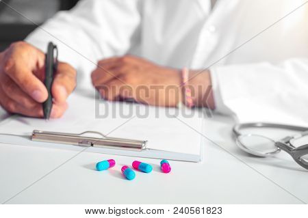 Doctor Prescribe Image & Photo (Free Trial) | Bigstock