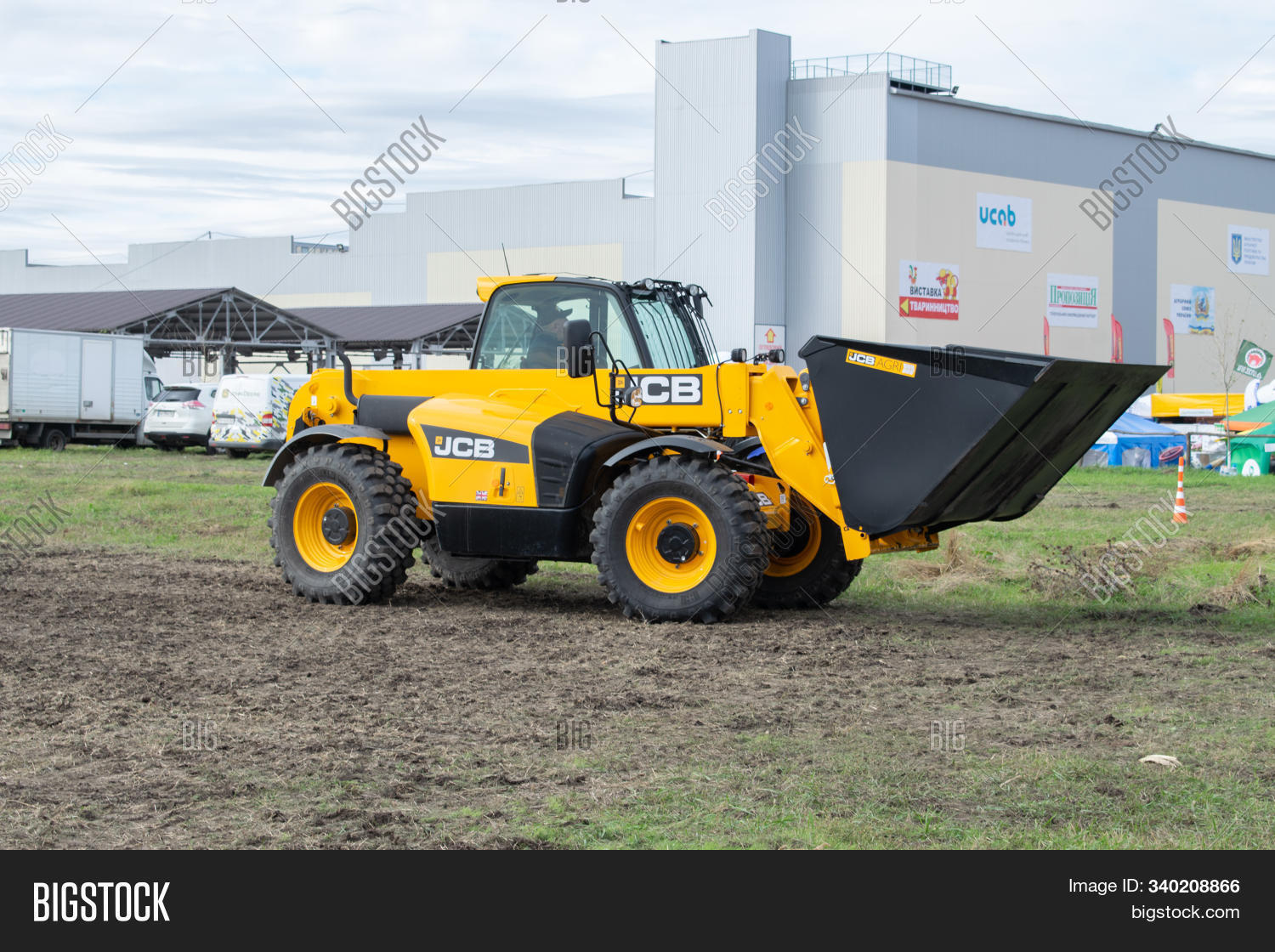 Jcb Bucket Loader, Image & Photo (Free Trial) | Bigstock