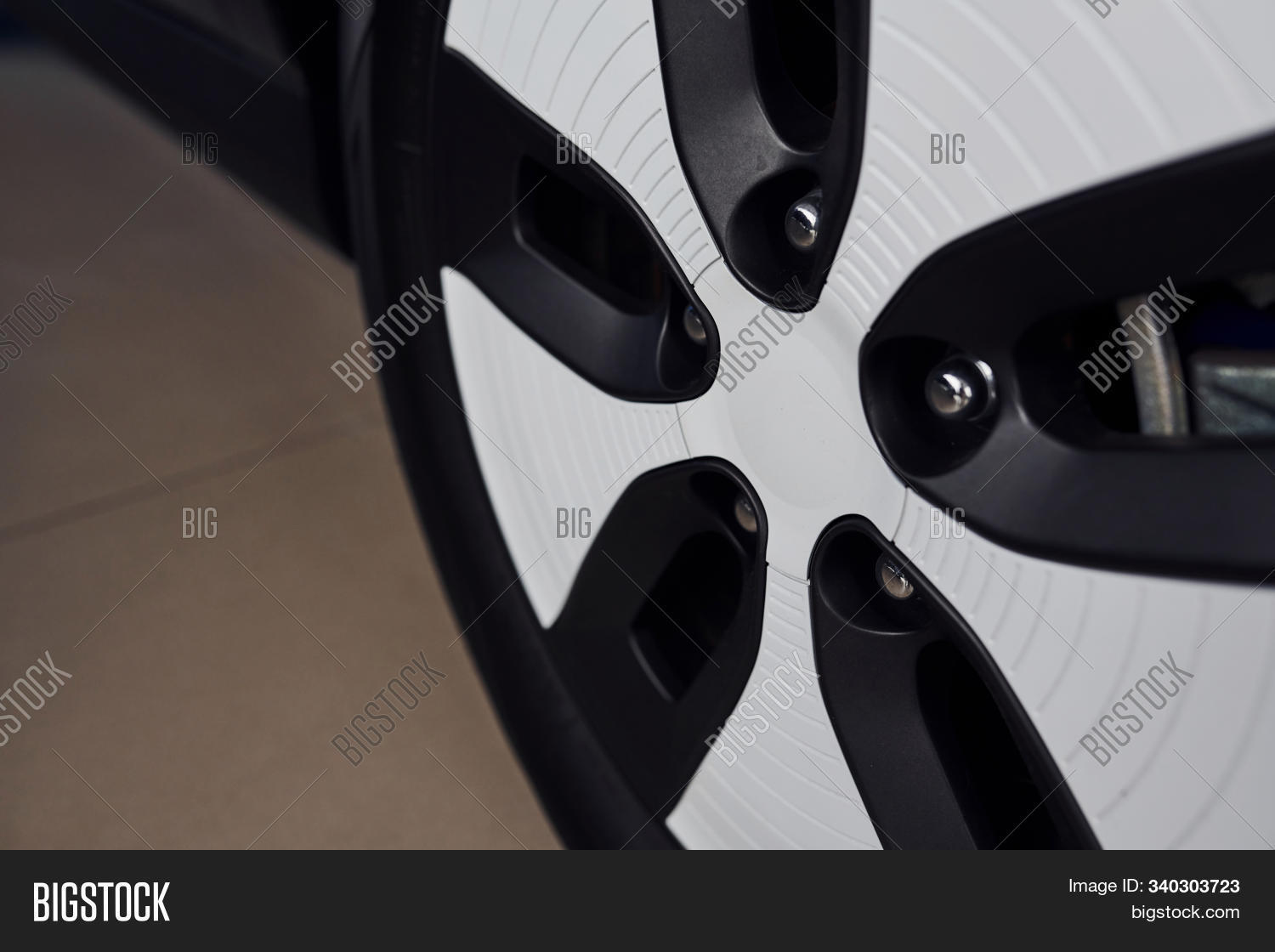 Side Wheel Brand New Image & Photo (Free Trial) | Bigstock