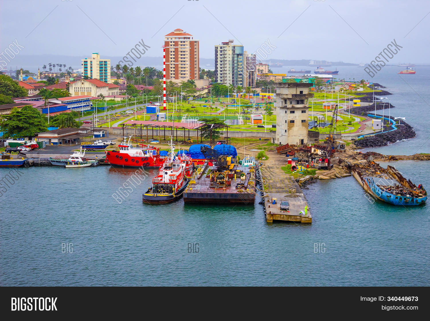 Imagen y foto Colon Sea Port On (prueba gratis) | Bigstock