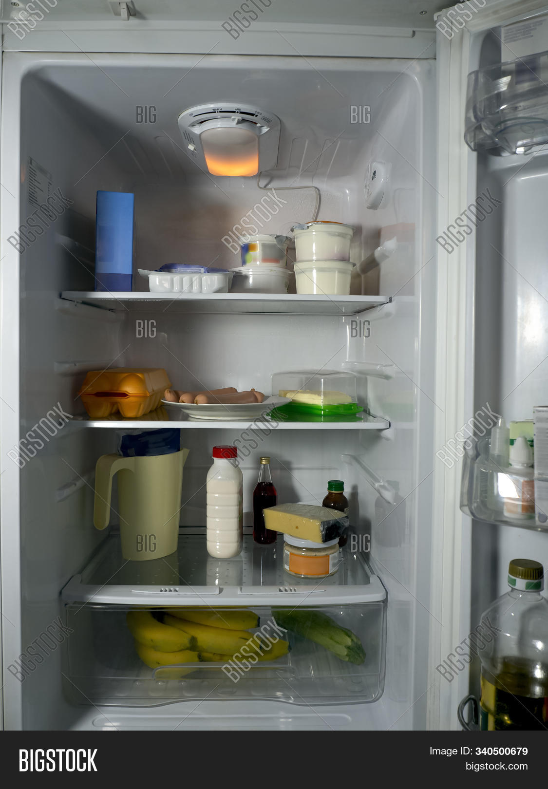 Working Refrigerator Image & Photo (Free Trial) | Bigstock