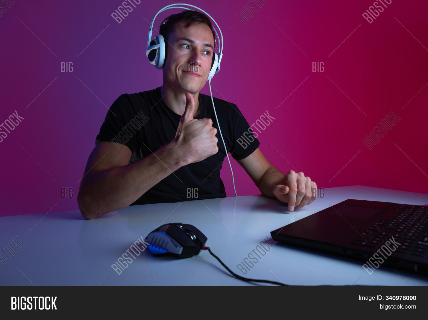 Excited Gamer Wearing Image & Photo (Free Trial) | Bigstock