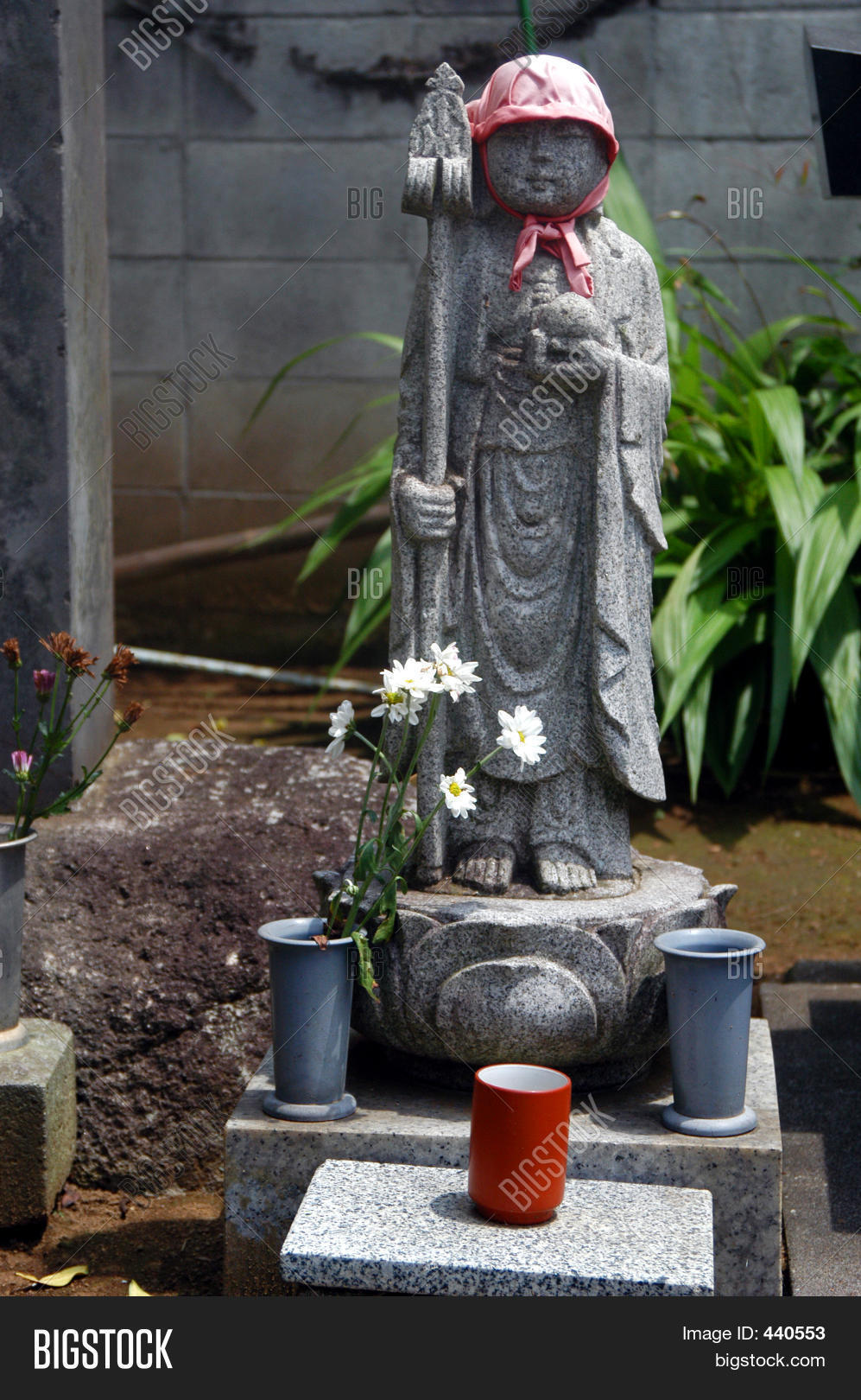Shinto Statue Image & Photo (Free Trial) | Bigstock