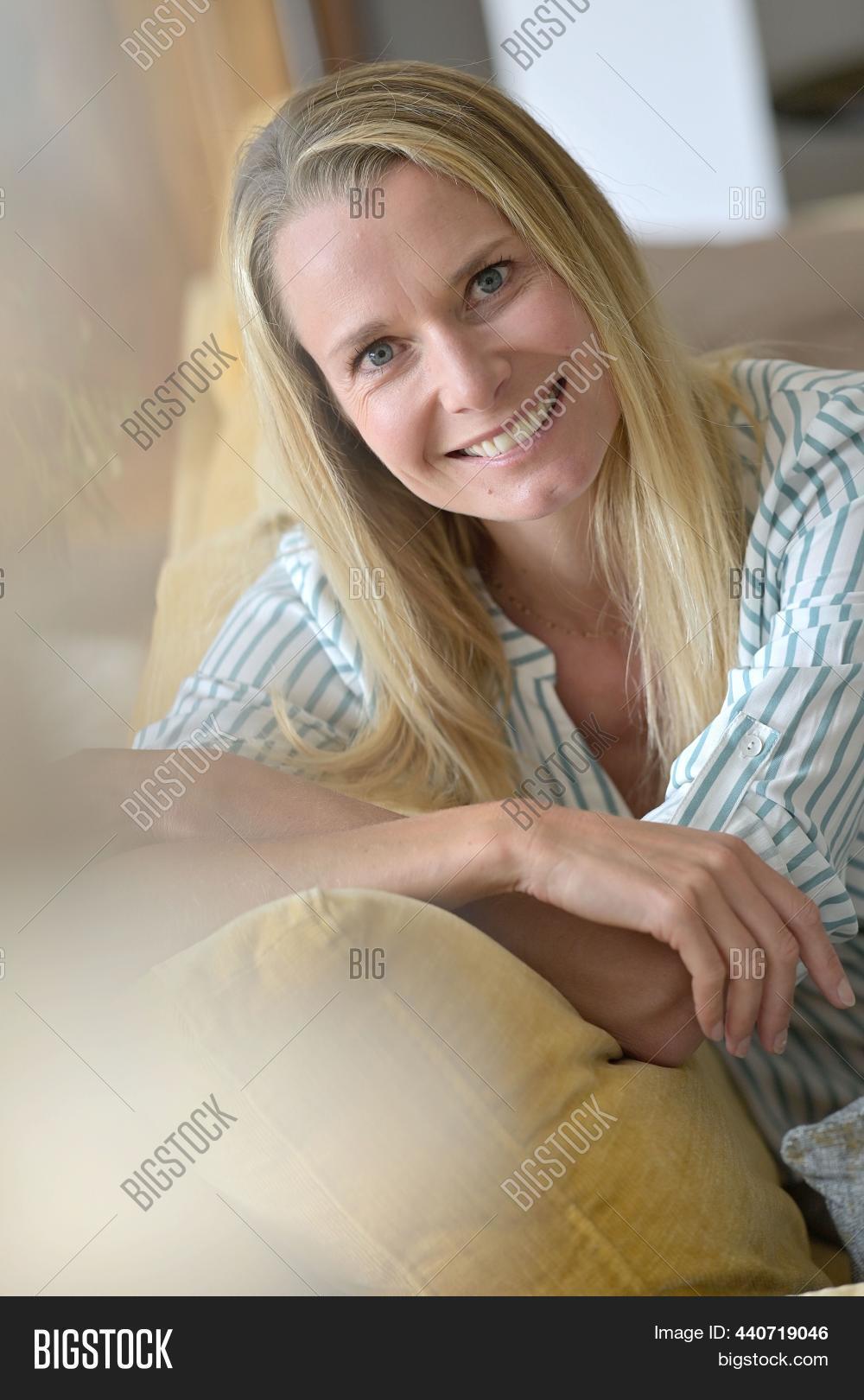 Portrait Beautiful 40- Image & Photo (Free Trial) | Bigstock